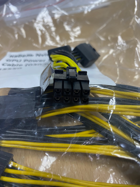 Кабель GPU Nvidia Tesla GPU Power Splitter Cable 10cm (030-0571-000 ...